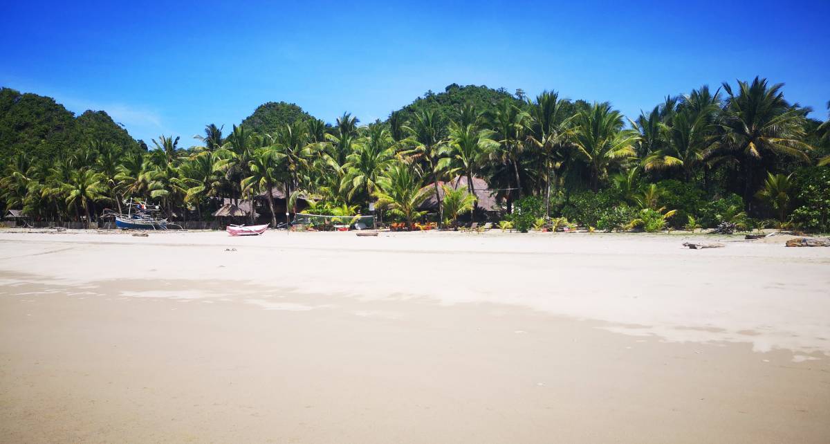 Sulu Sunset Beach Resort - Home